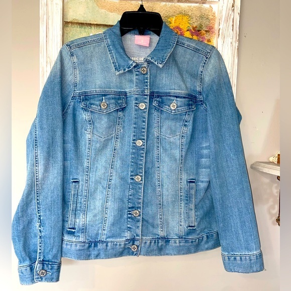 Laurie Felt | Jackets & Coats | Laurie Felt Classic Denim Jacket Jacket ...